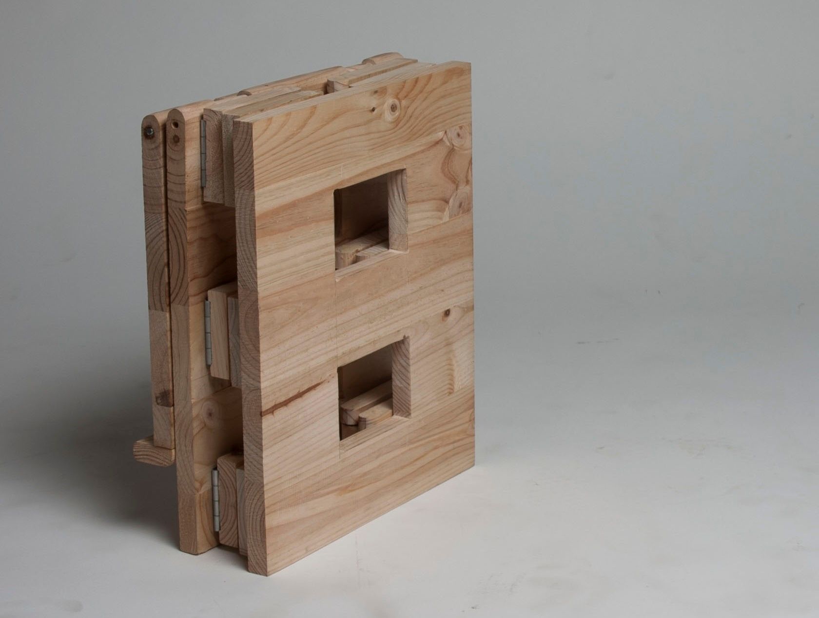 Taburete Plegable | Domestika