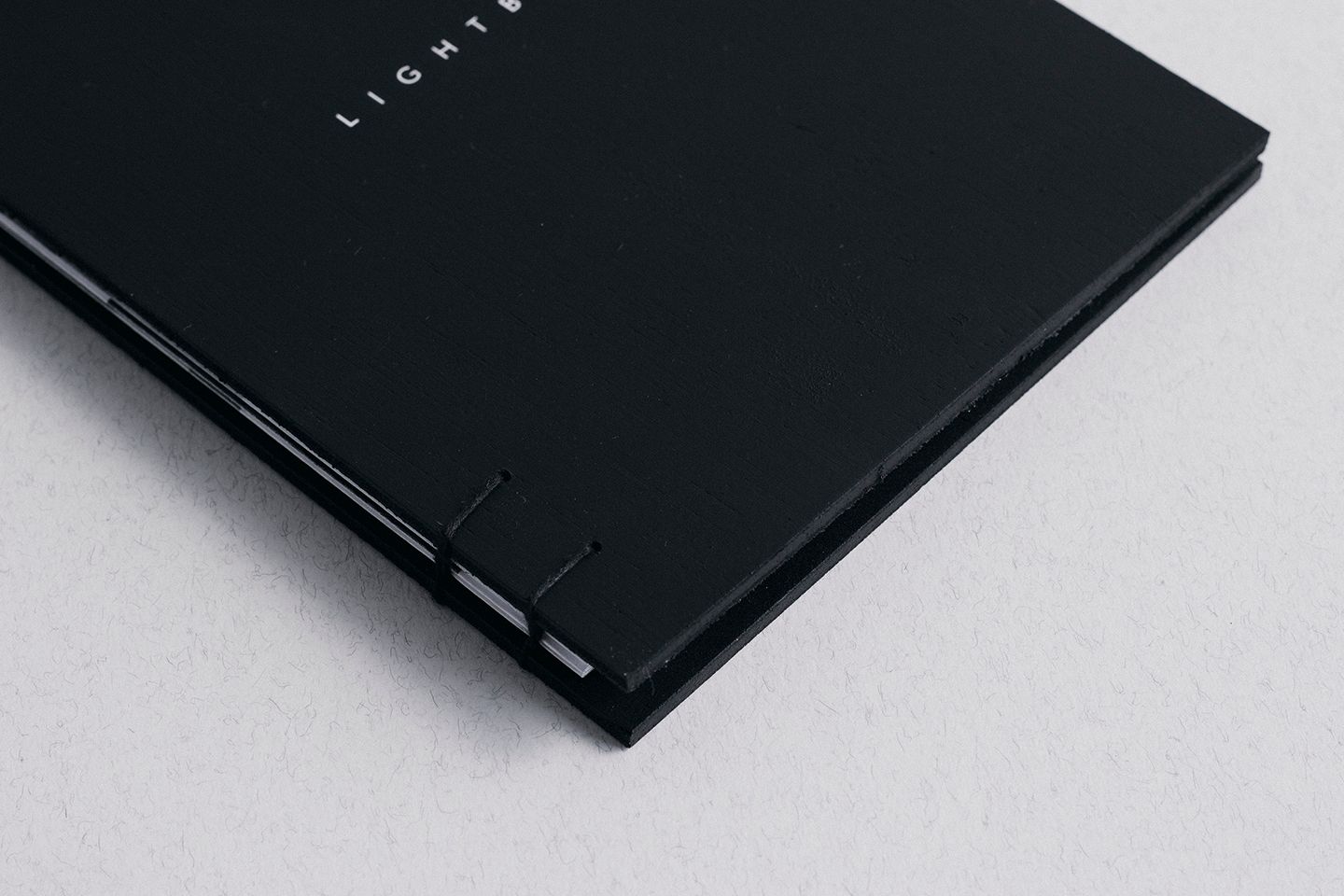 Lightbox the Book | Domestika