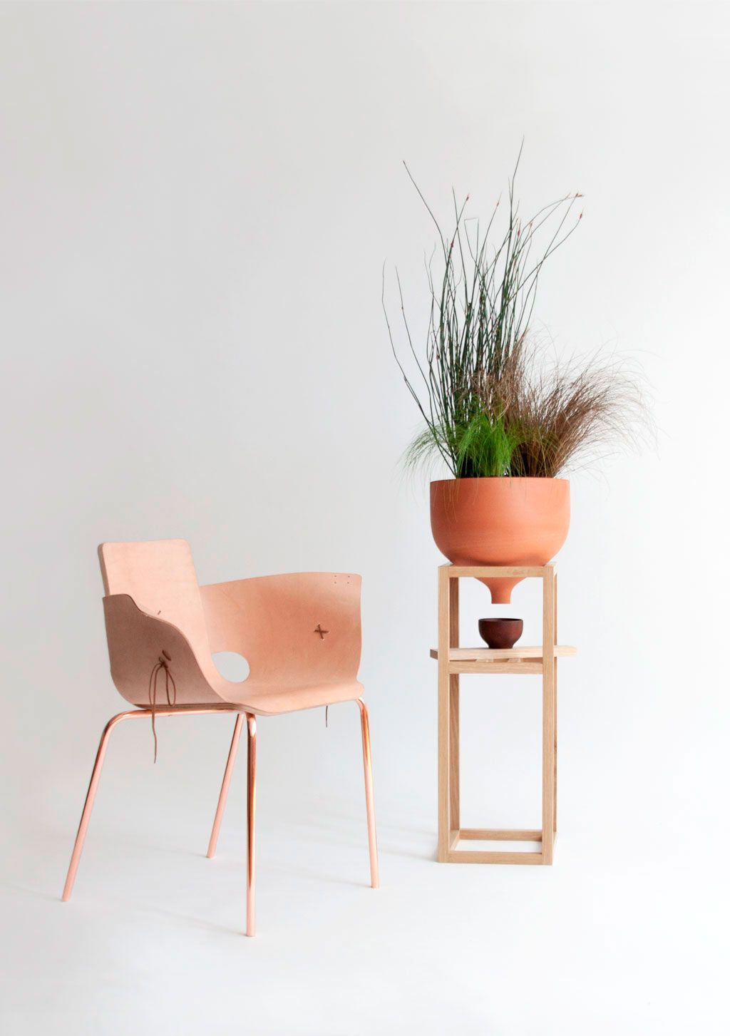 Martín Azúa: mobiliario con esencia mediterránea | Domestika