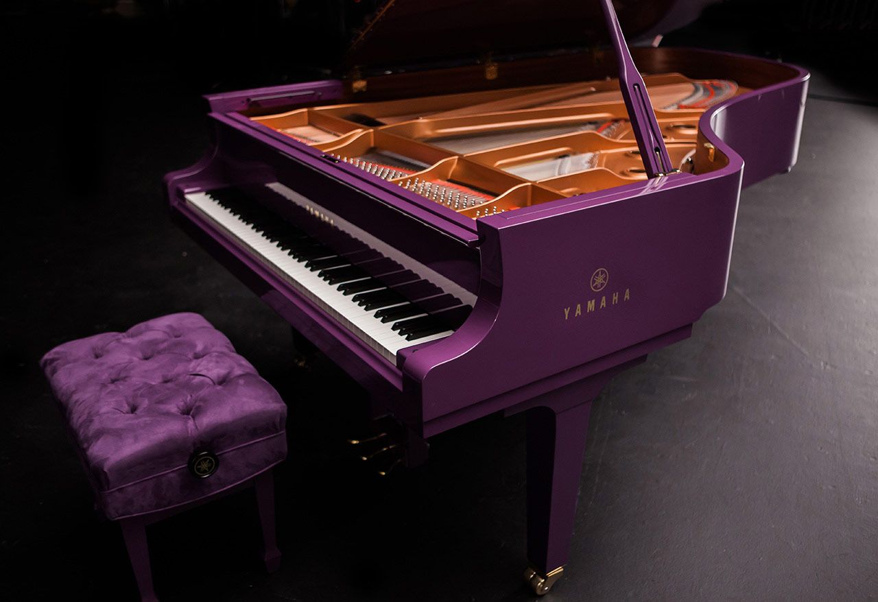 Love Symbol #2, el Pantone oficial de Prince | Domestika