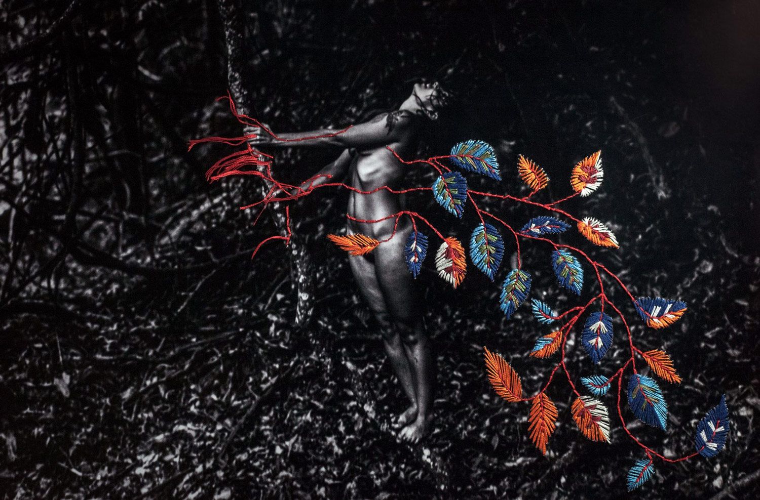 La fotografía bordada de Aline Brant | Domestika