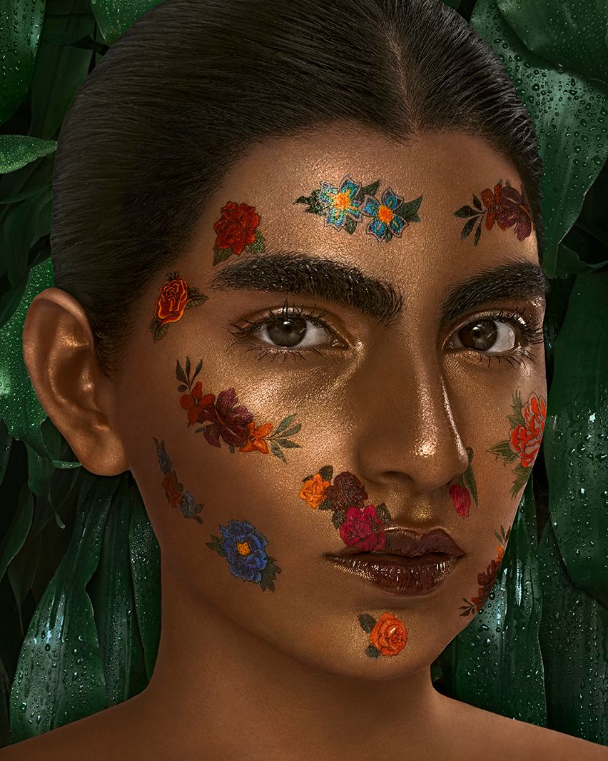 Andrés Mañón: Aliens, glitter y ornamentación como acto de resistencia ...