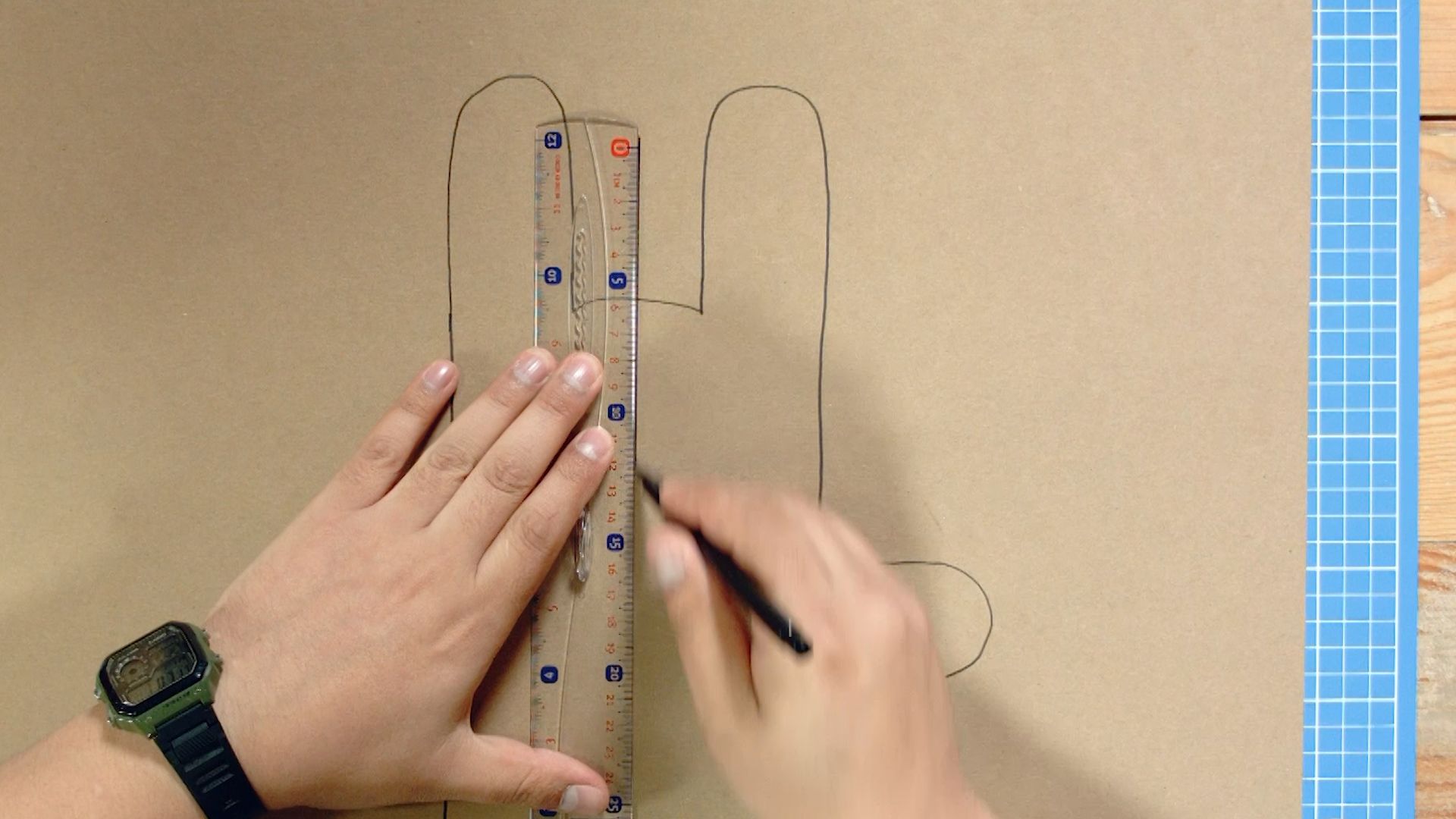 Textile Toy Tutorial: How to Make A Basic Pattern Step By Step | Domestika