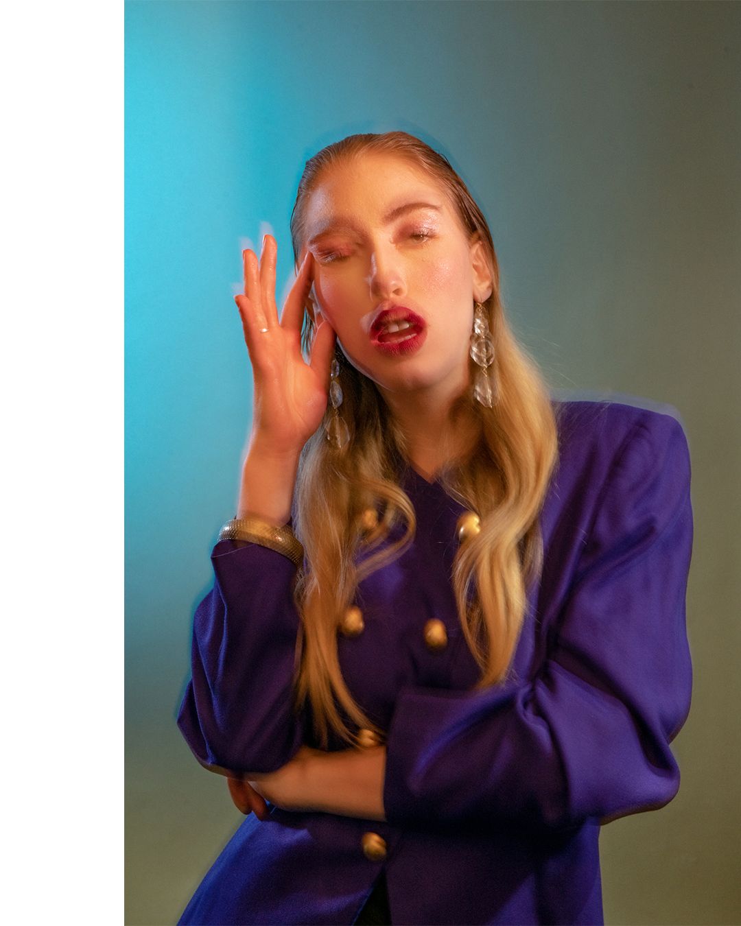 Rear flash ports. | Domestika