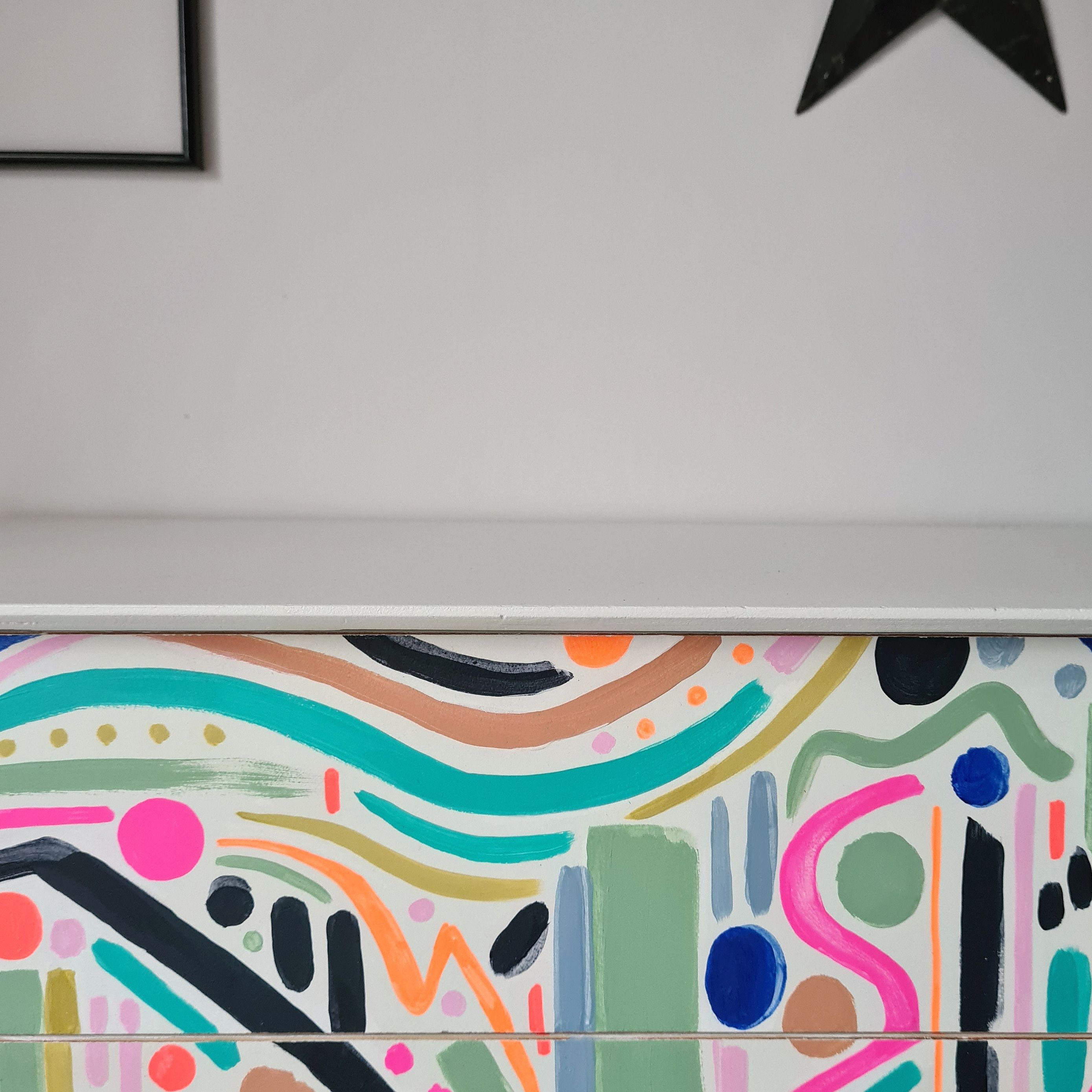 Abstract Pattern Chest of Drawers | Domestika