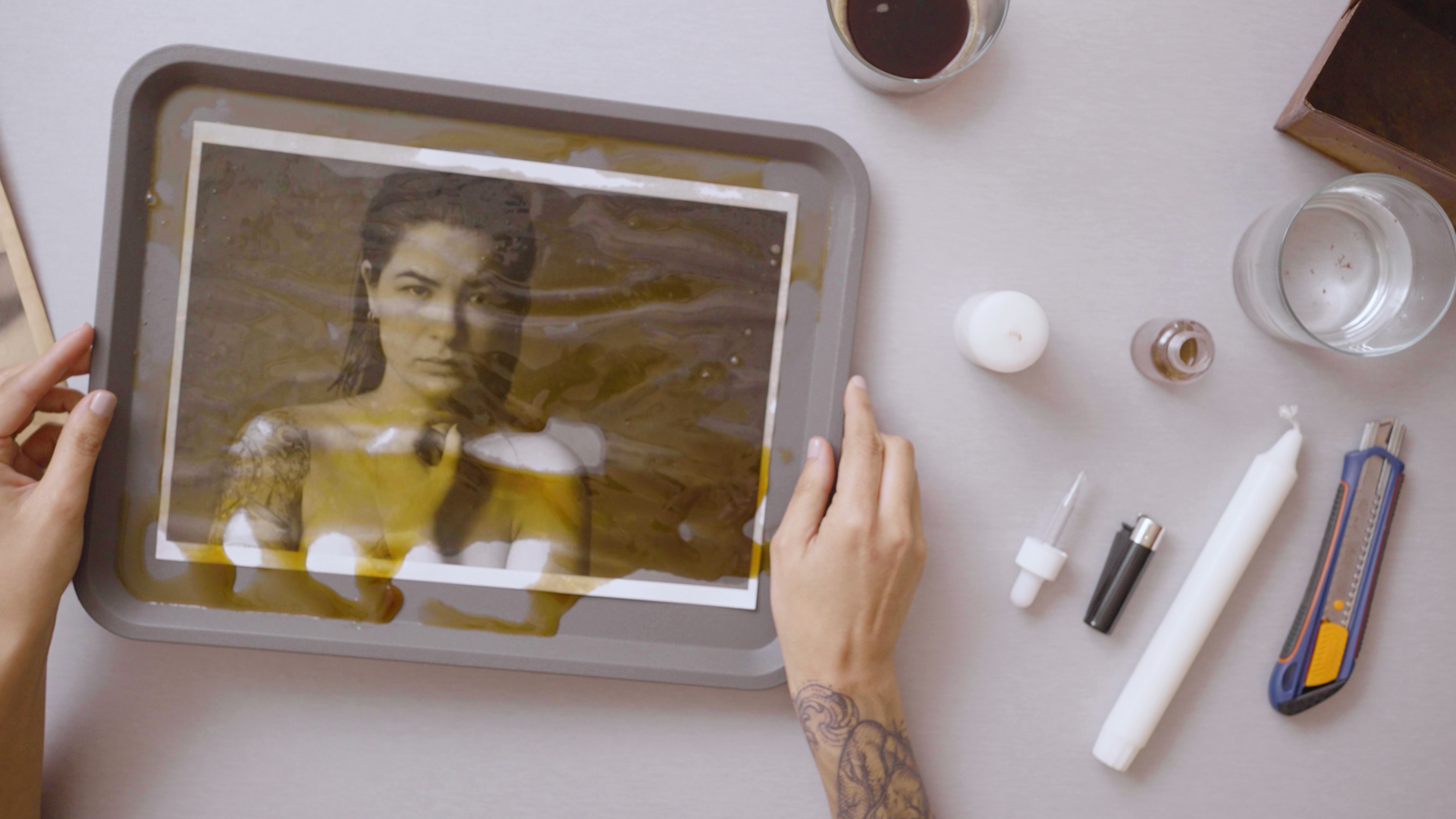 Photography Tutorial: Analog Photo Intervention Techniques | Domestika