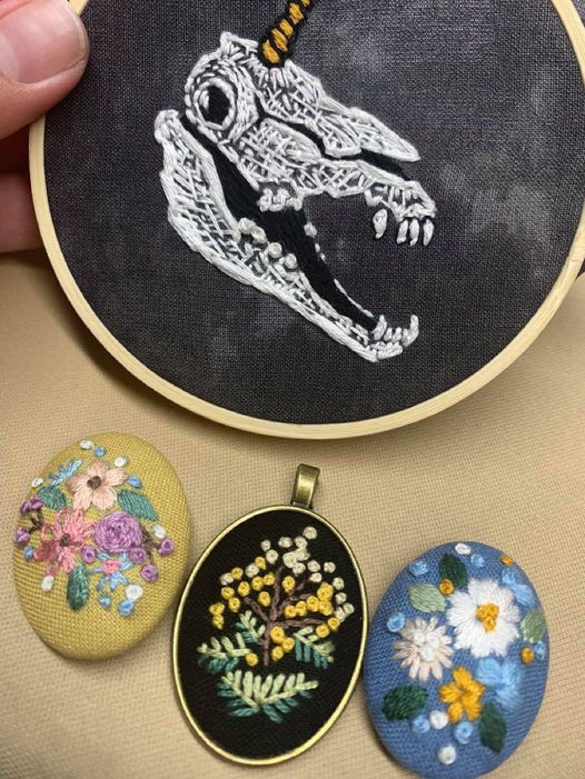Embroidery trials | Domestika