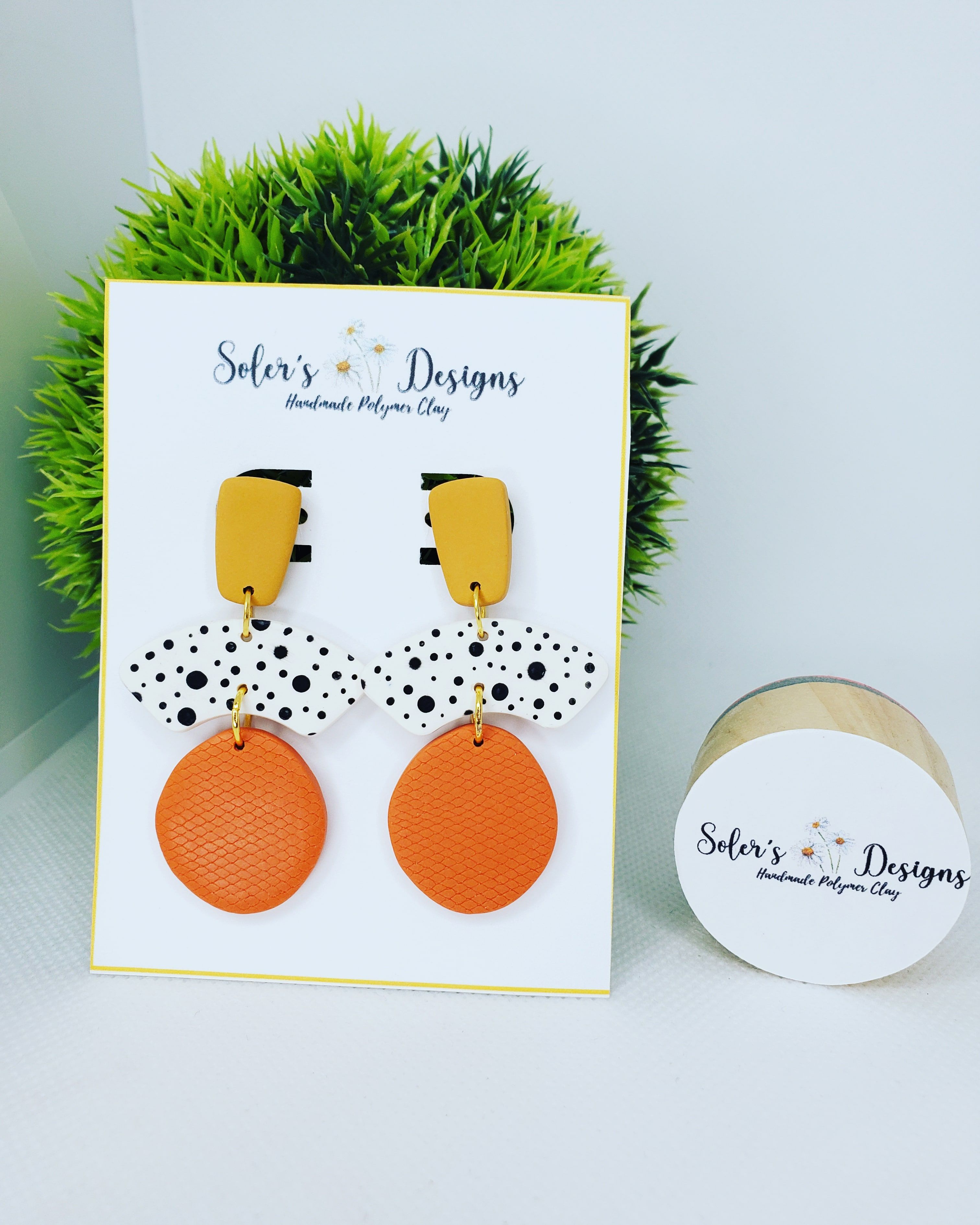 My project in Polymer Clay Jewelry Design for Beginners course | Domestika