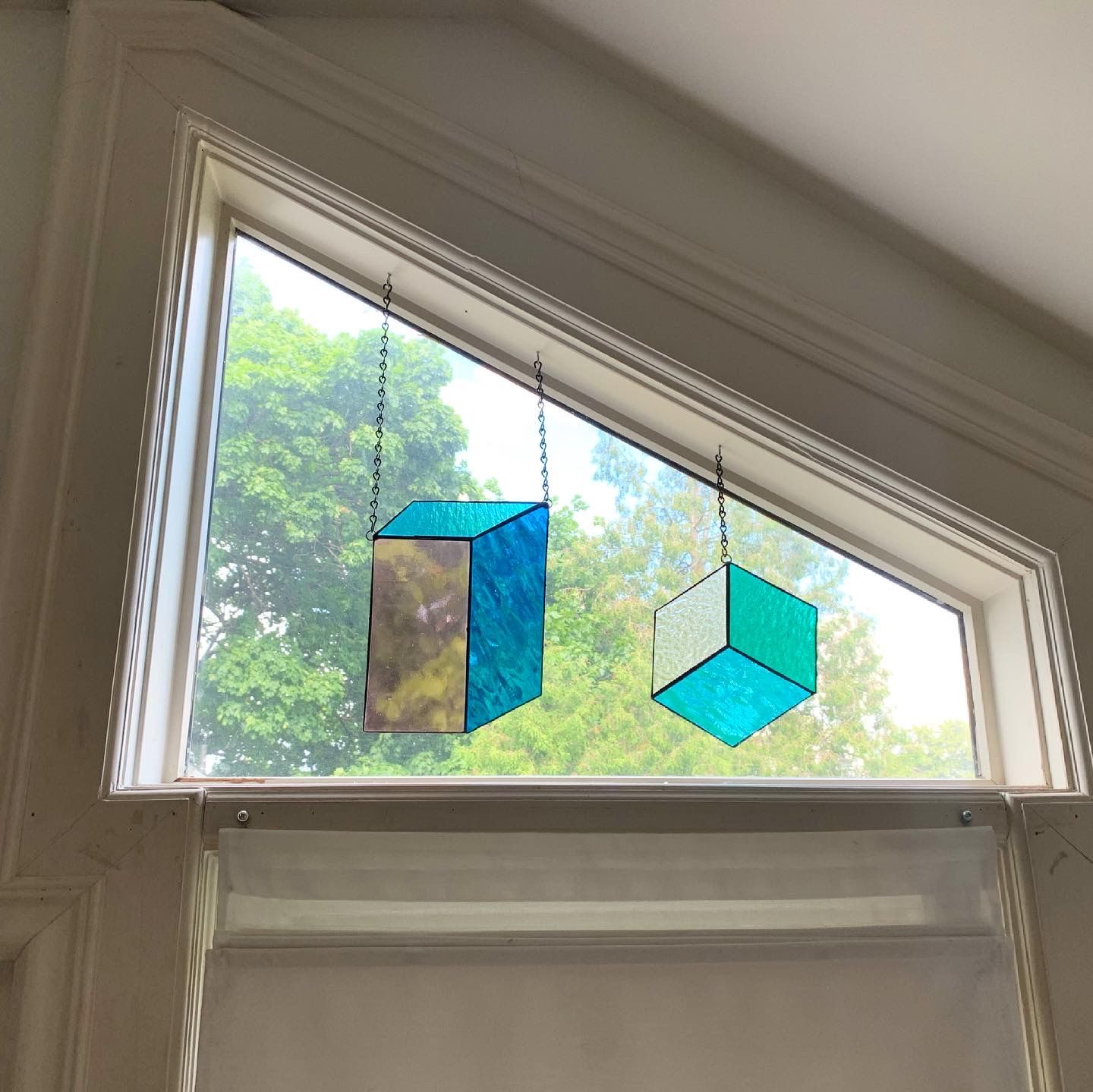 Cubes Stained Glass | Domestika