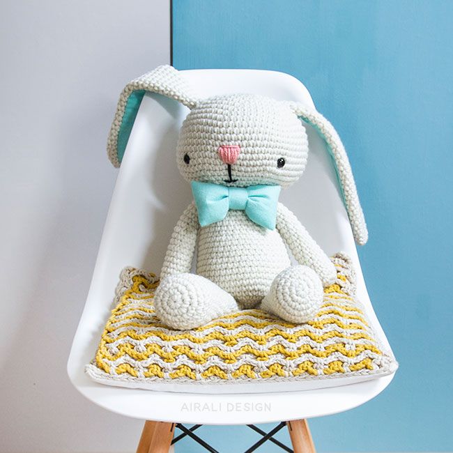 Cory il coniglio gigante | Domestika