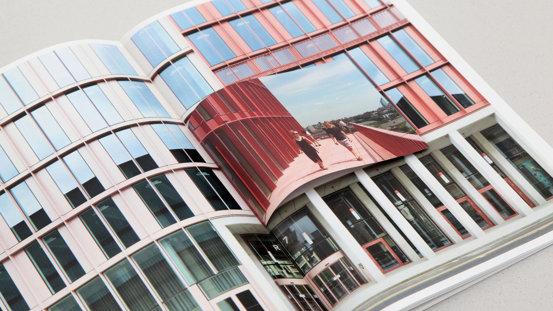 Rebrand for architects Morris + Company | Domestika