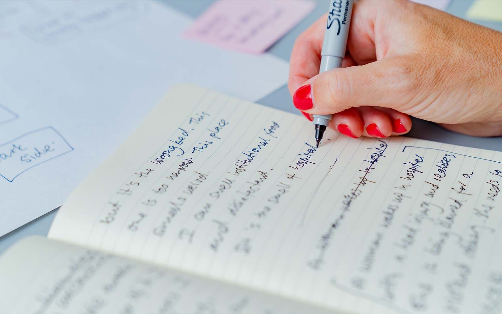 13 Creative Writing Prompts for Psychological Thrillers and Horror ...