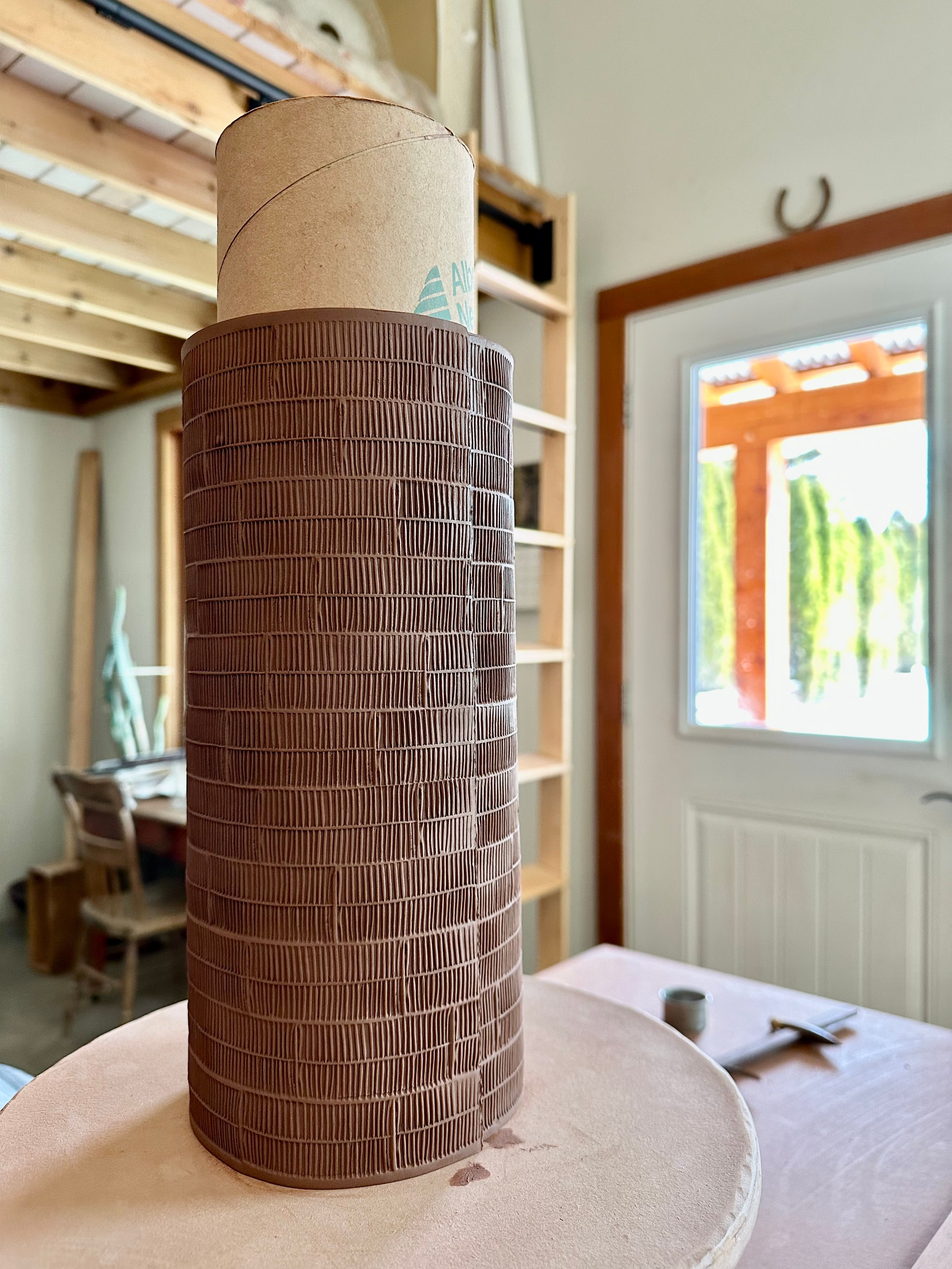 Slab-built Bottle with Texture | Domestika