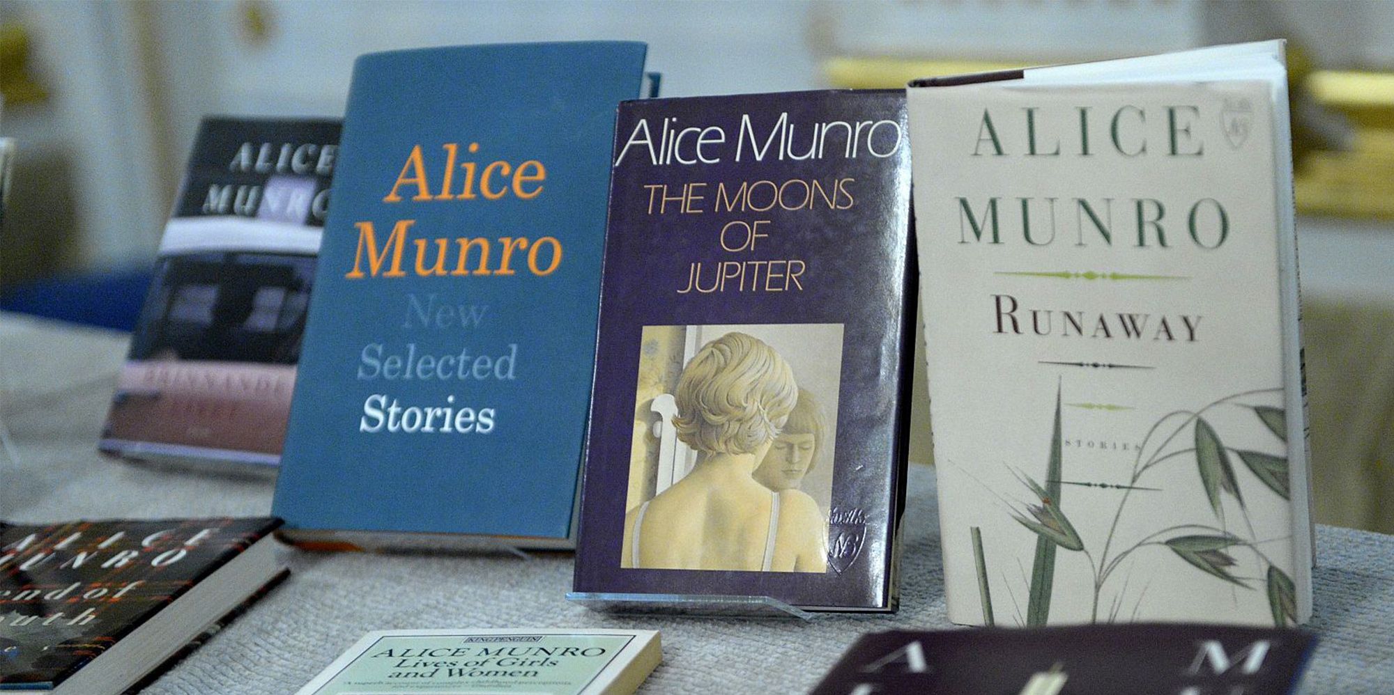 20 Free Short Stories by Nobel Laureate Alice Munro | Domestika