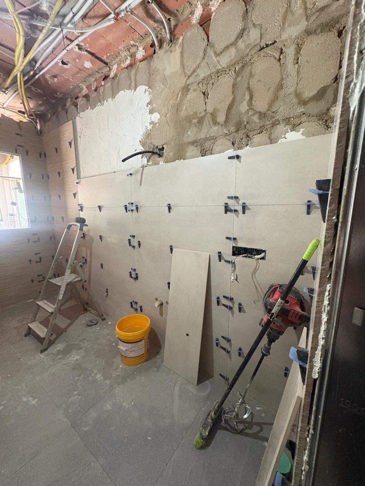 Reforma integral baño principal Casa Burro. | Domestika