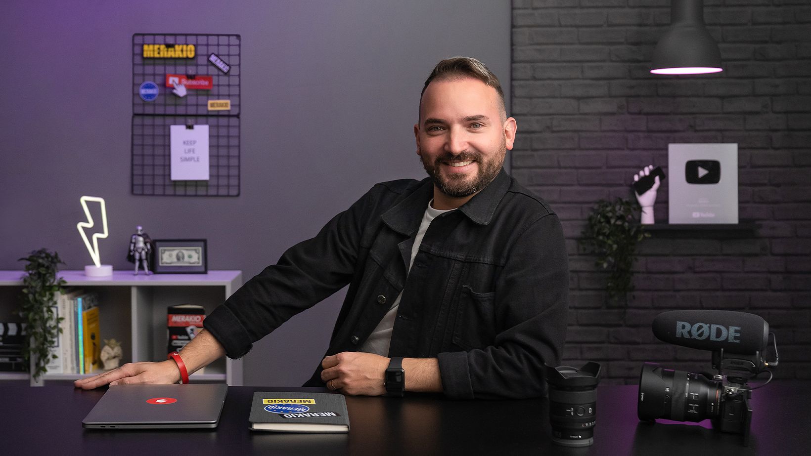 Online Course - YouTube Vlog Creation (Merakio) | Domestika