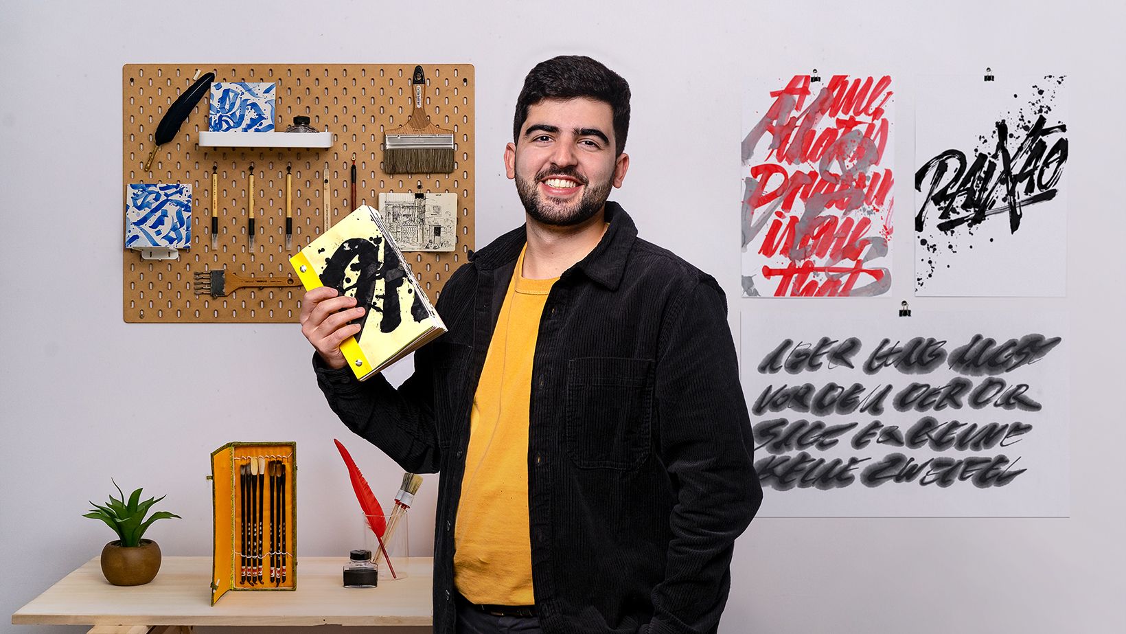 Online Course - Creative Calligraphy: Find Your Style with a Sketchbook ...