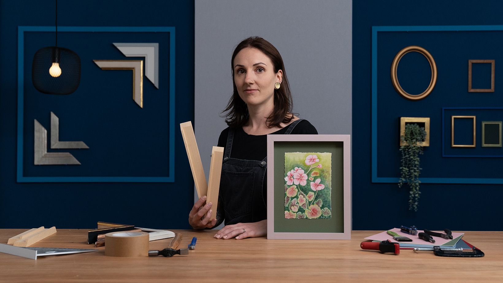 Online Course - Frame Making for Beginners: Showcase Your Art (Annika McSeveny (Antika)) | Domestika