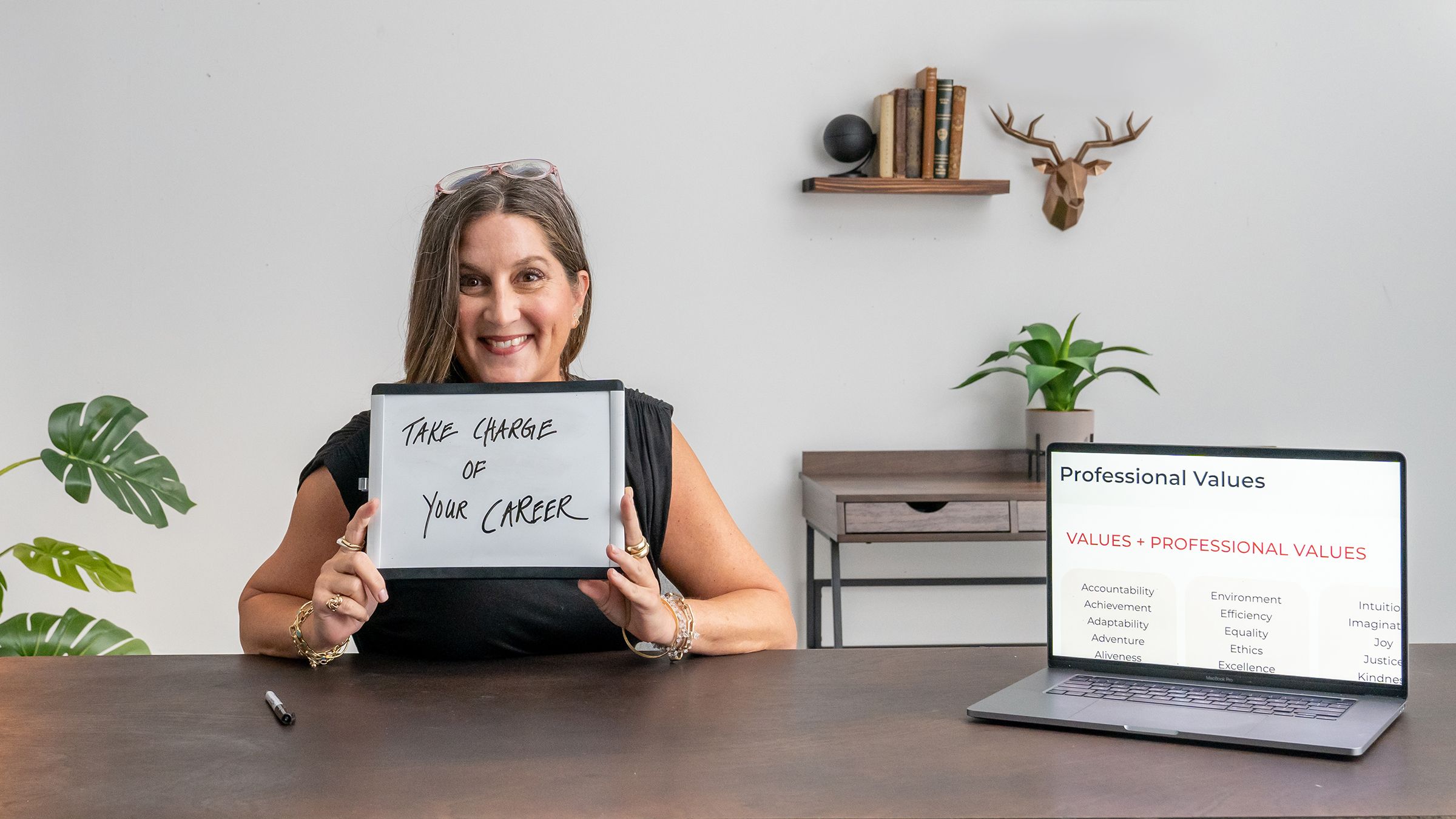 Online Course - Career Development: From Accidental to Intentional (Karen Finckenor) | Domestika