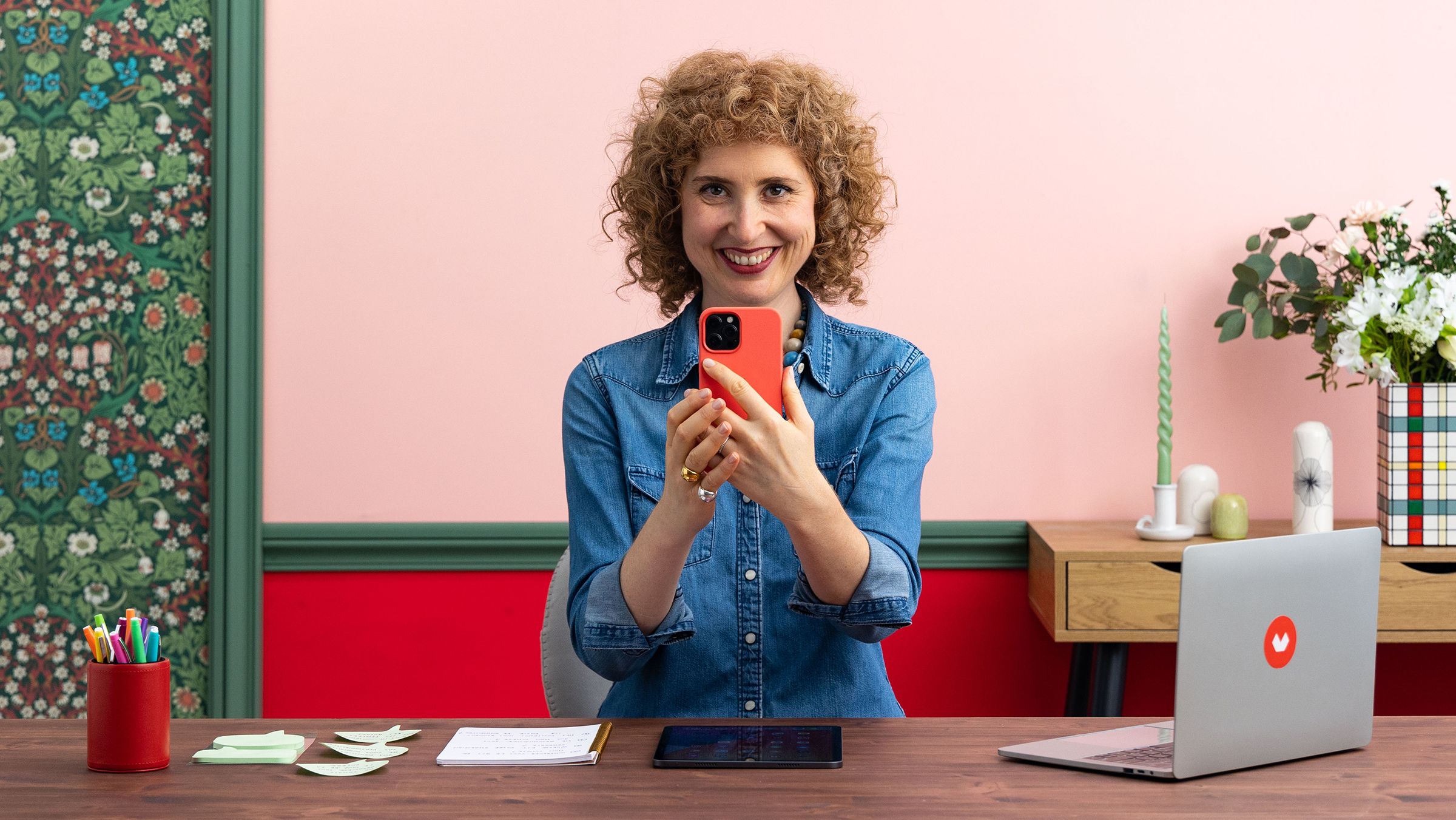 Online Course - Social Media Strategy: Build an Instagram Community (Géraldine Dormoy) | Domestika