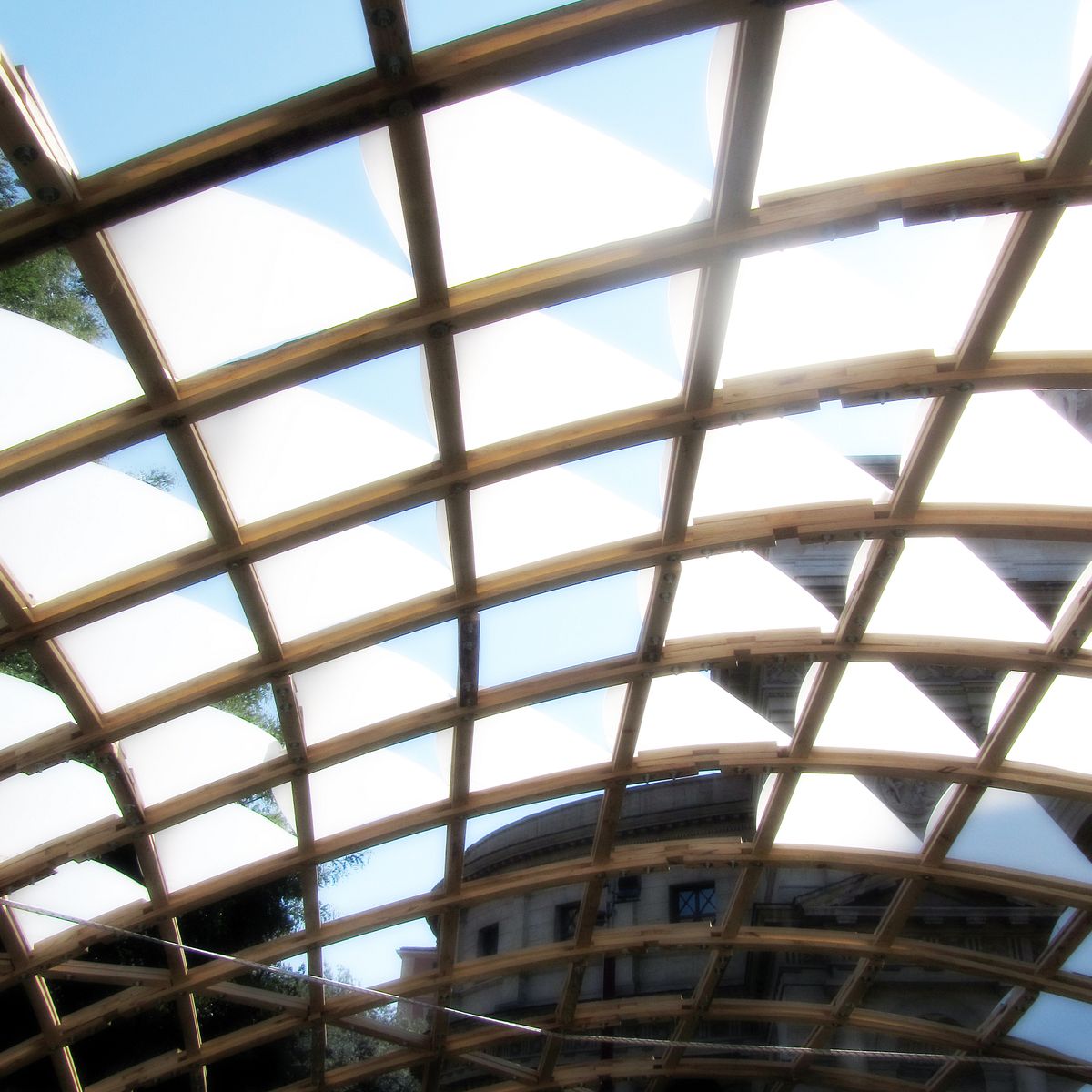 Wood Gridshell Pavilion - Roma | Domestika