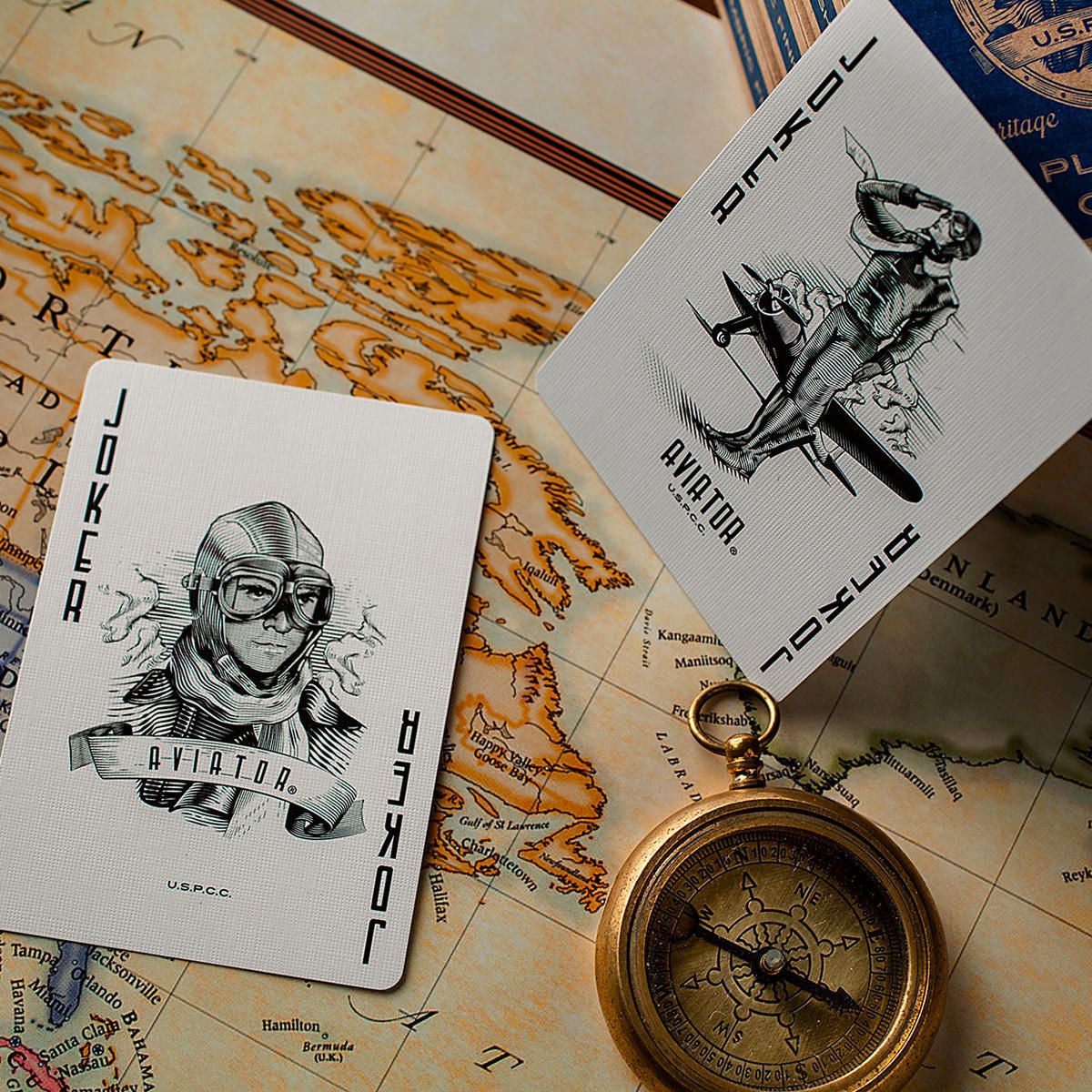 Aviator Playing cards | Domestika