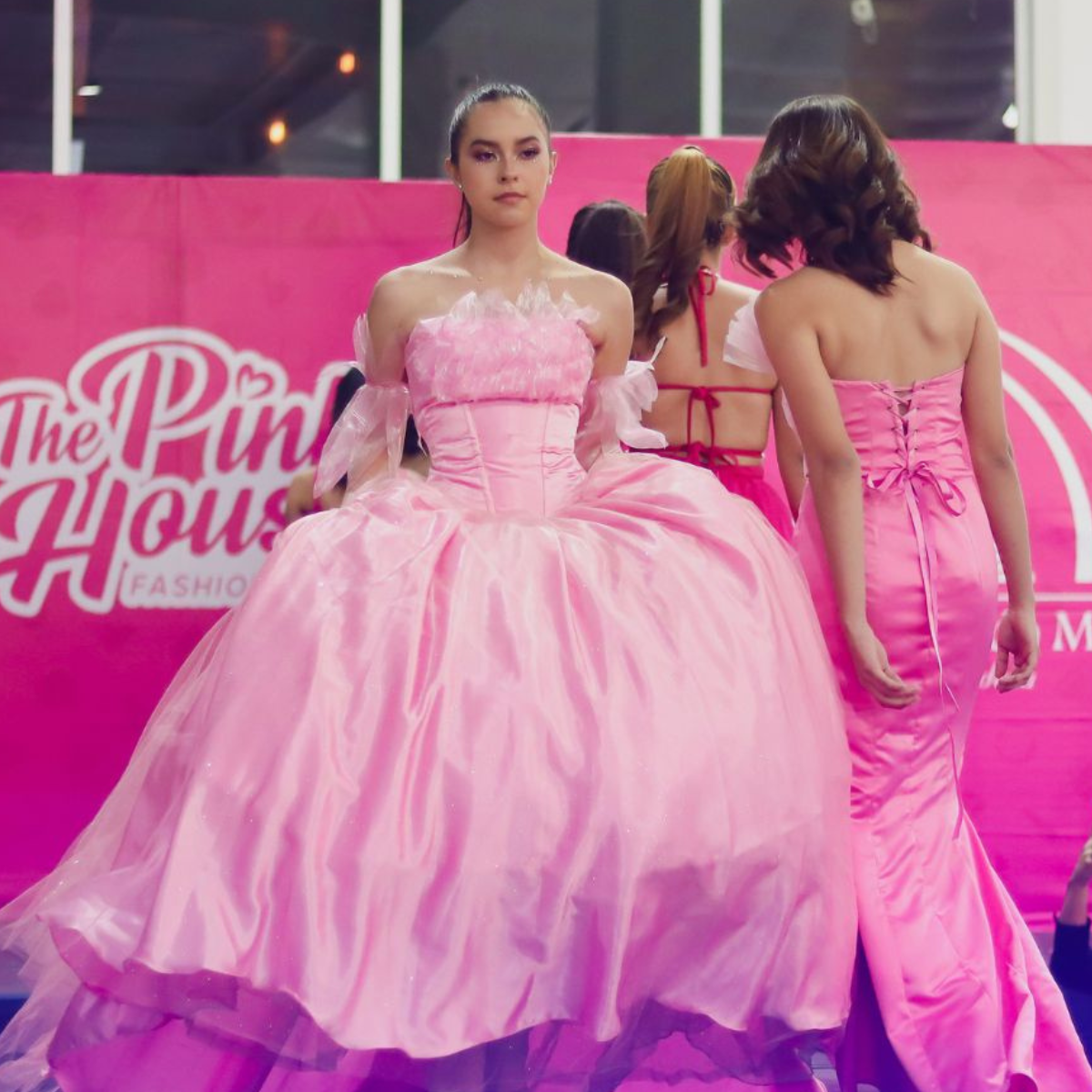 Mini colección para una pasarela "THE PINK HOUSE" | Domestika