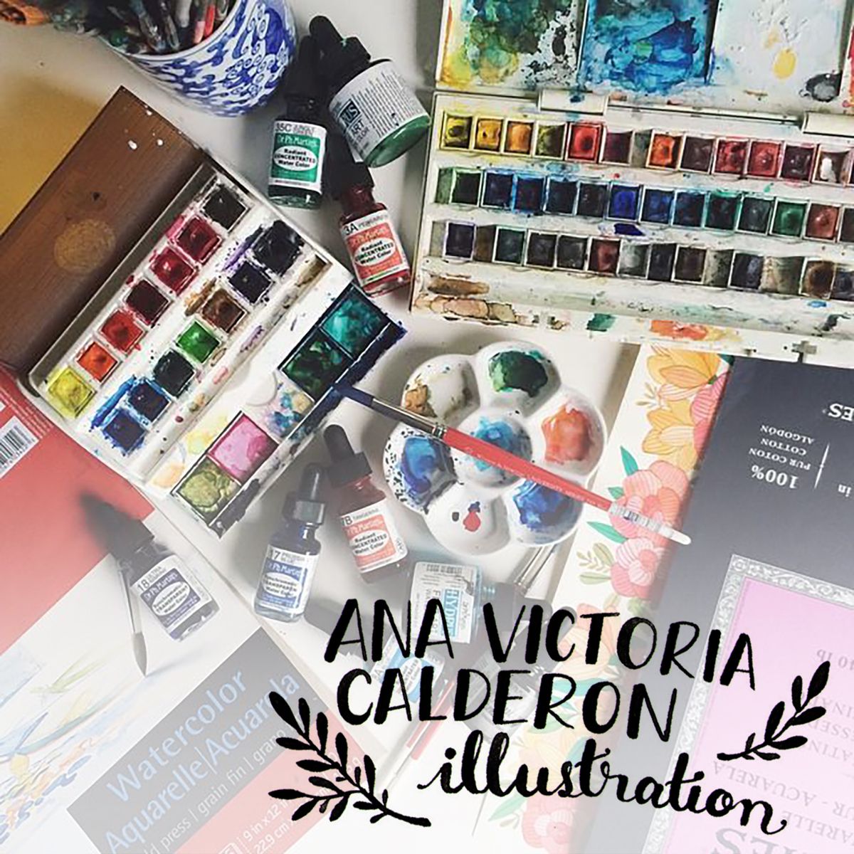 Los Materiales Favoritos De Ana Victoria Calderón Para Pintar Con