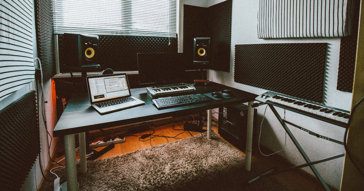 Cómo montar tu estudio de audio en casa | Domestika