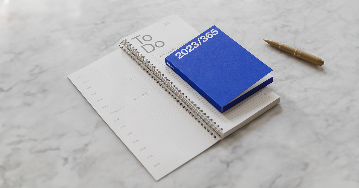 DIY Tutorial: How to Make Your Own Notepad at Home | Domestika