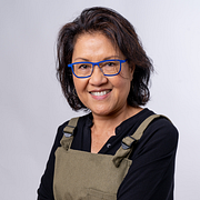 Online Course - The Art of Tea Bag Painting (Ruby Silvious) | Domestika