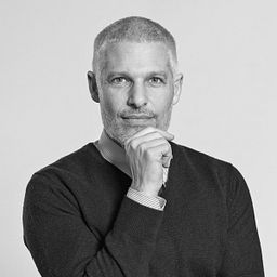 Sagi Haviv (sagi) | Domestika