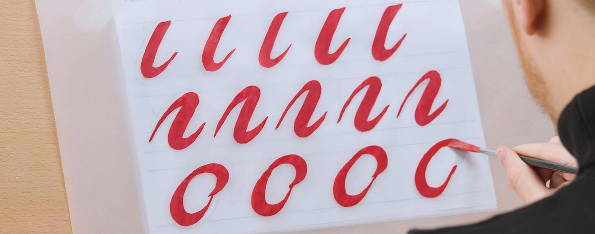 Lettering Tutorial: The Basics of Beginning with a Brush | Domestika