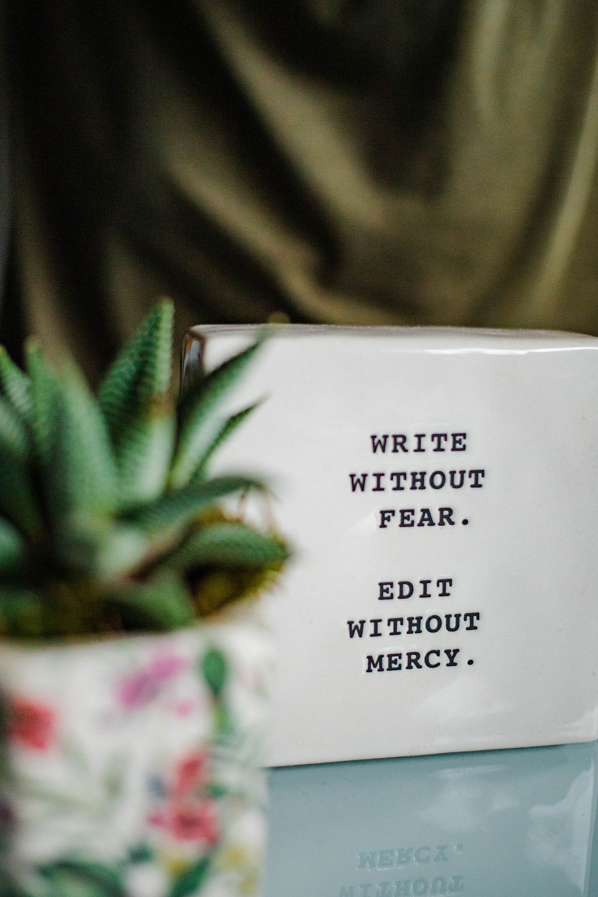 Top 10 Best Creative writing tips for beginners | Domestika
