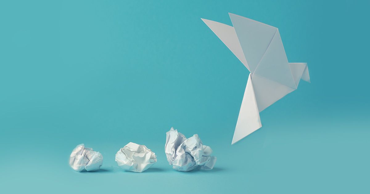 The therapeutic art of origami: benefits for mental health | Domestika