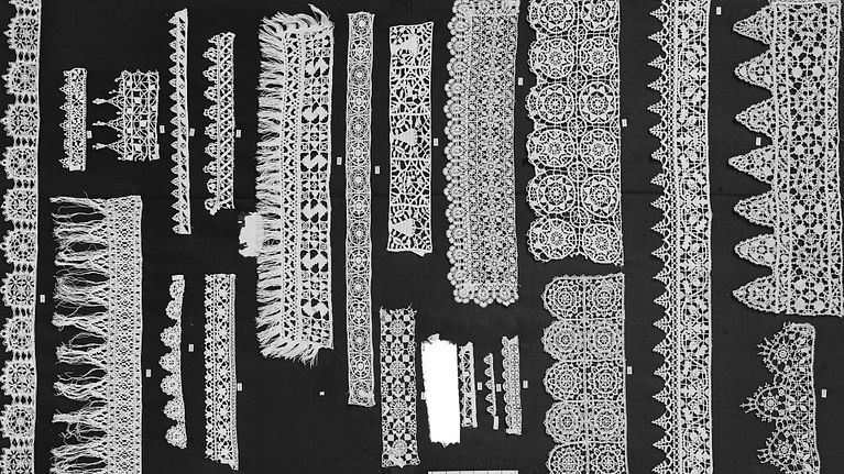 The History of Macramé: From Arabic Weavers to Coachella Fashion ...