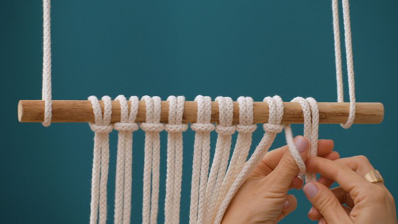 Tutorial Macramé: nudos básicos paso a paso | Domestika