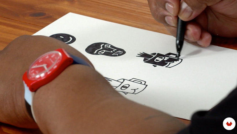 Practical Exercise: Freehand Negative Drawing | Domestika