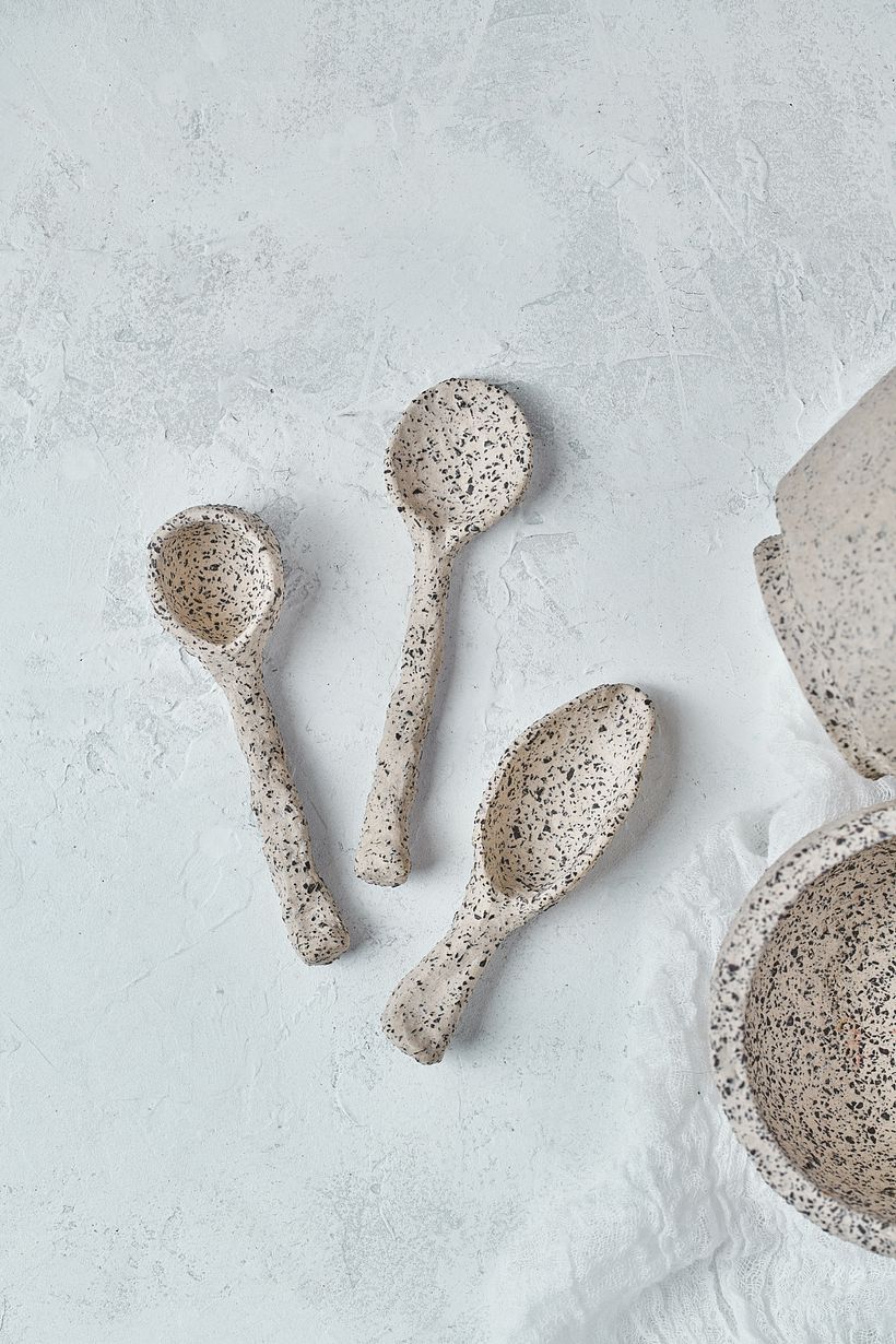 Pottery Props | Domestika