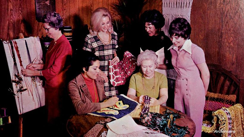 The History of Macramé: From Arabic Weavers to Coachella Fashion ...
