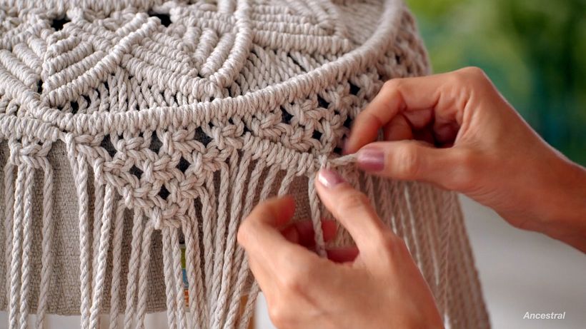 The History of Macramé: From Arabic Weavers to Coachella Fashion ...