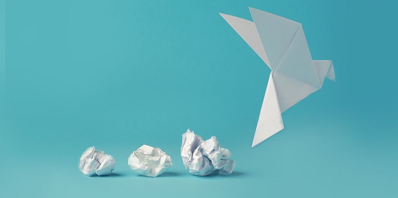 The therapeutic art of origami: benefits for mental health | Domestika