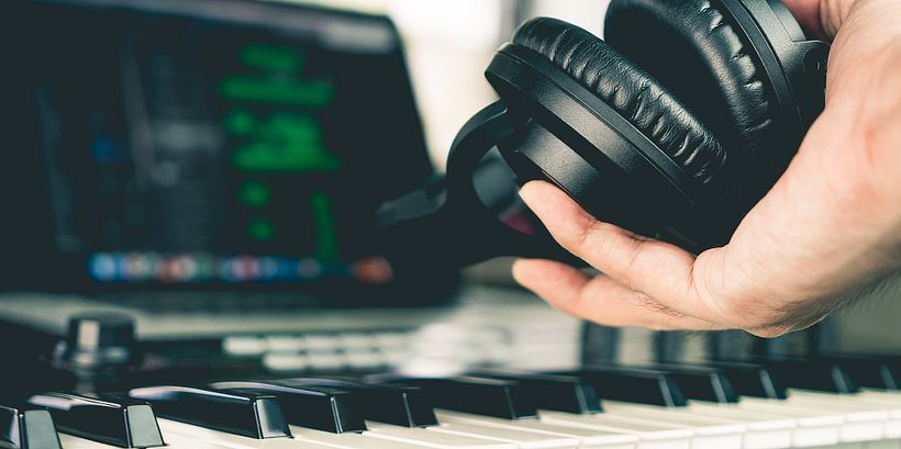 Cómo componer una canción en 4 pasos | Domestika